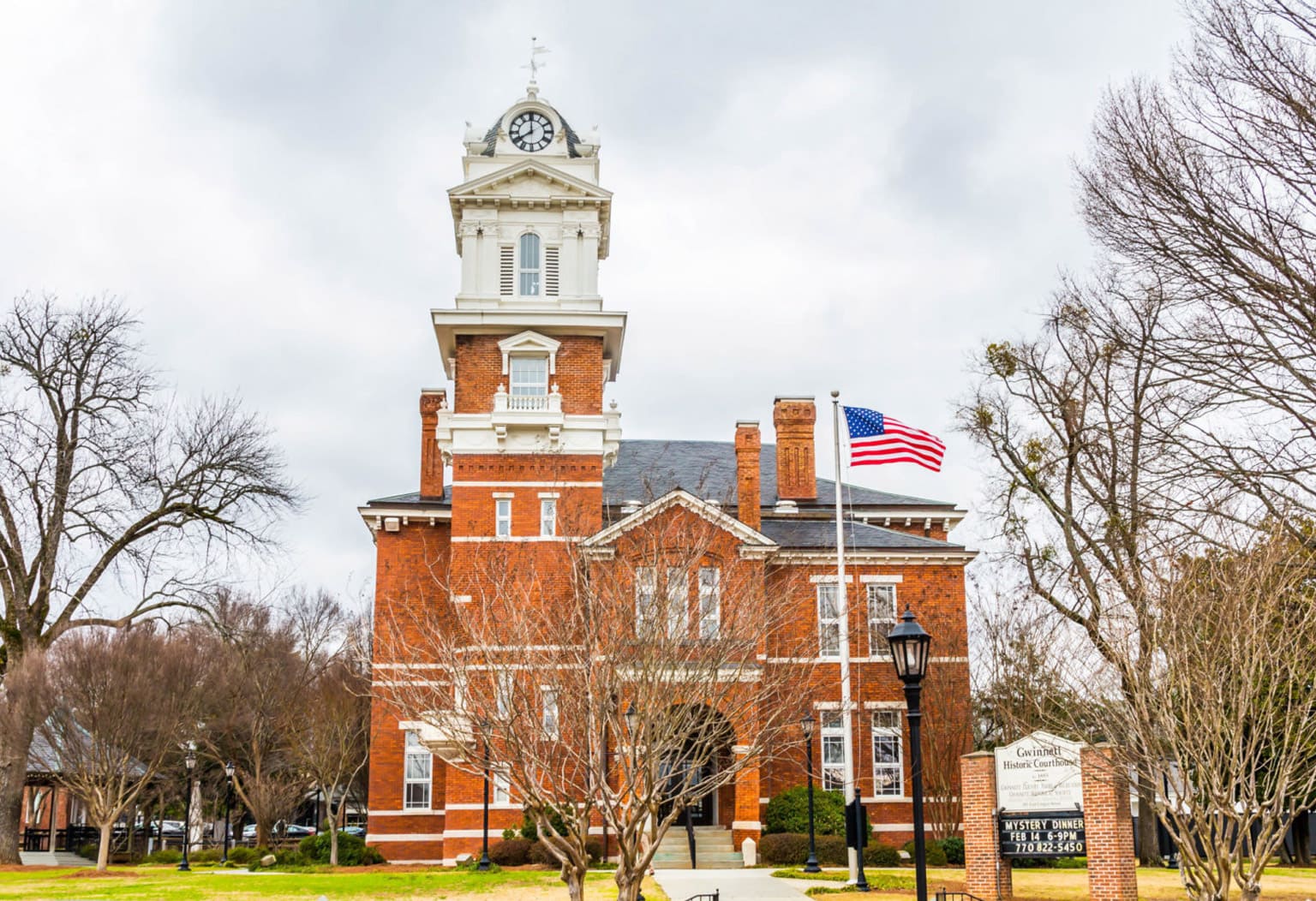 Small Town Vibes with Big City Soul | Solidifi